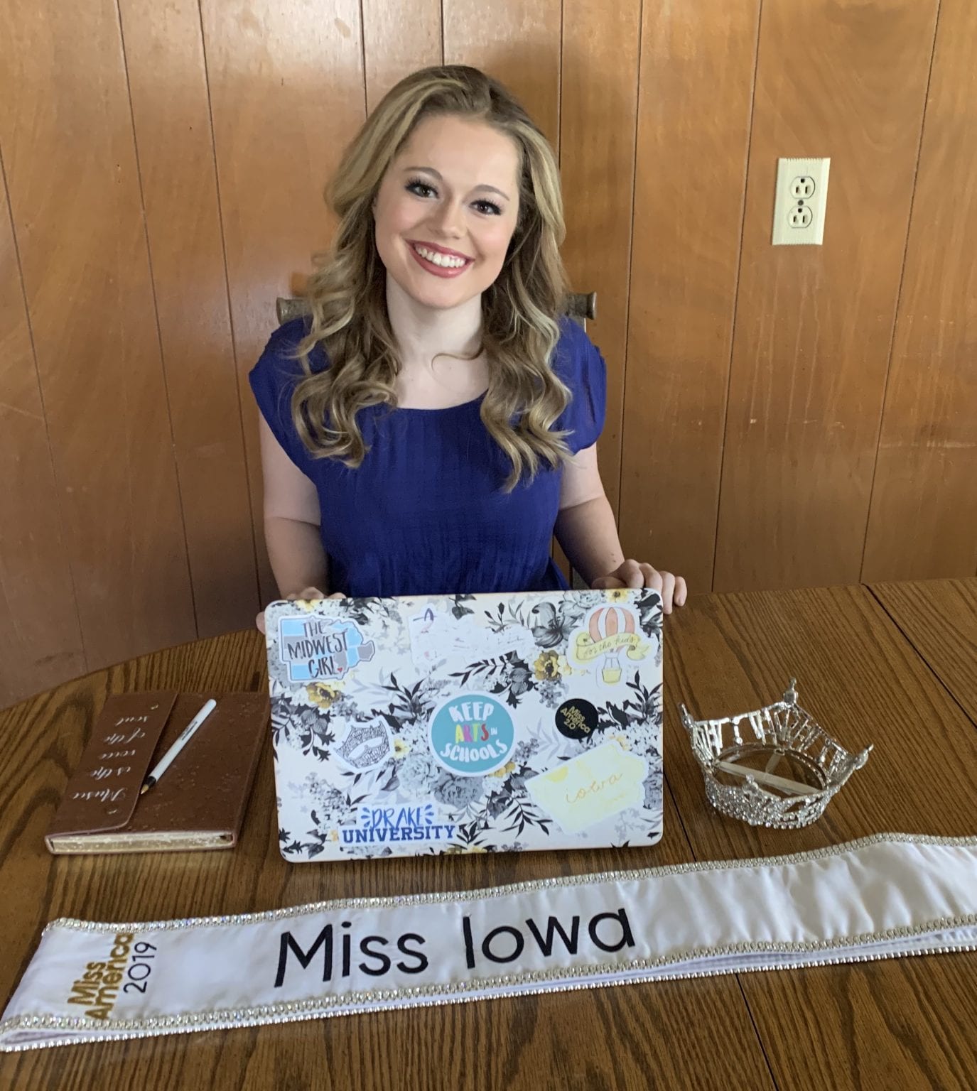 Miss Iowa Emily Tinsman Has Unusual Year in More Ways Than One | Quad ...